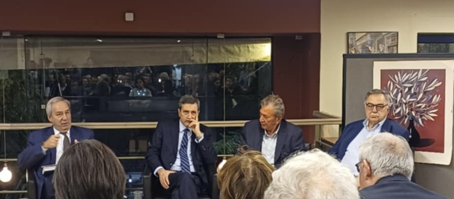 Πριν και Μετά τη Μεταπολίτευση: Παρουσίαση Βιβλίου – Ελληνικη Οικονομια